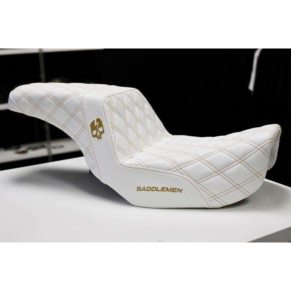 Custom Born Scum X Saddlemen Step Up Seat - Gel-Core Interior